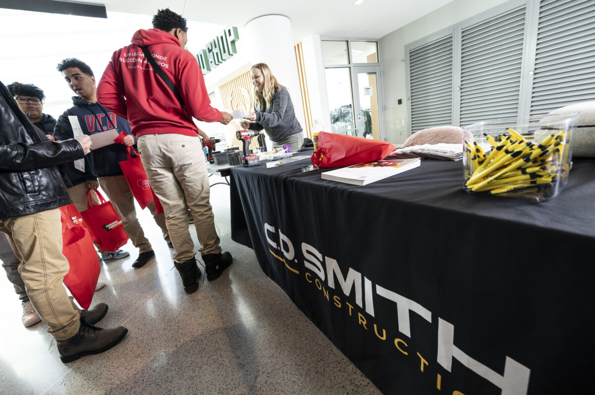 Career Fair - Building Advantage